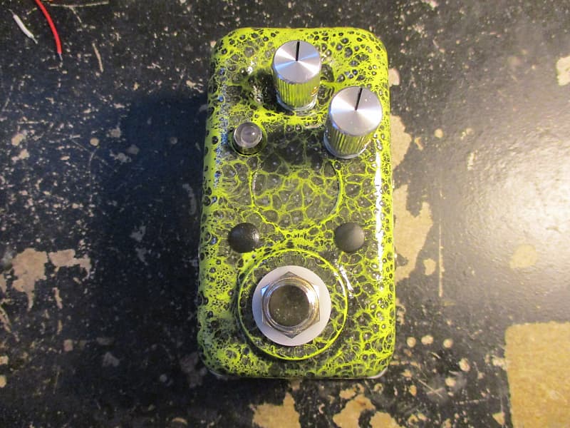 Dongeomac BC108 Fuzz Face | Reverb
