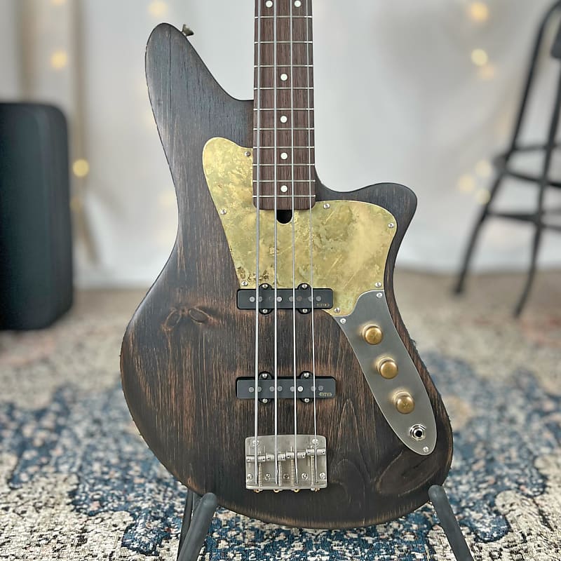 Offbeat Guitars "Jacqueline" 32" Medium Scale Bass, Espresso | Reverb