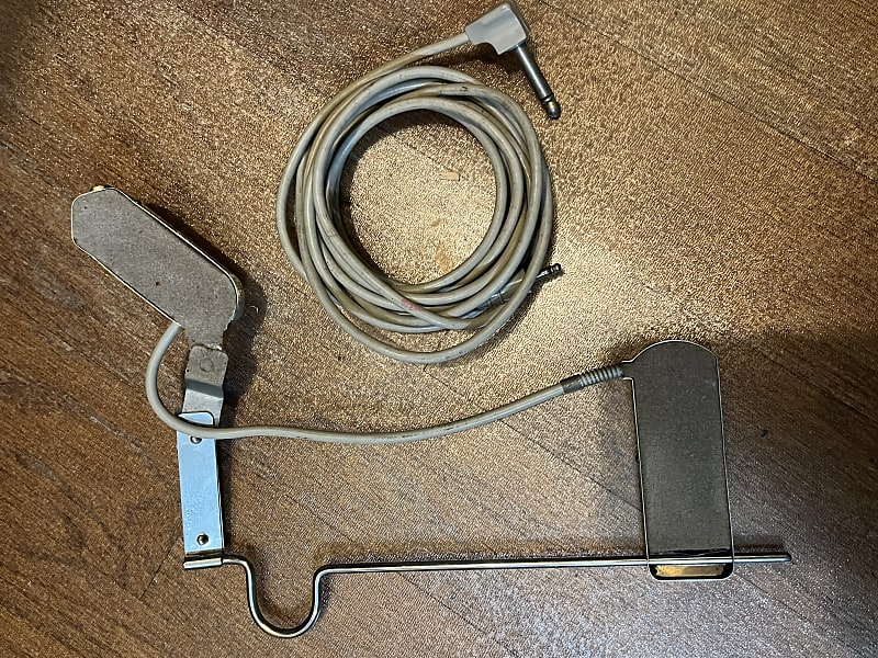 1960’s Stewart (Kent) Monkey on a Stick Pick Up | Reverb