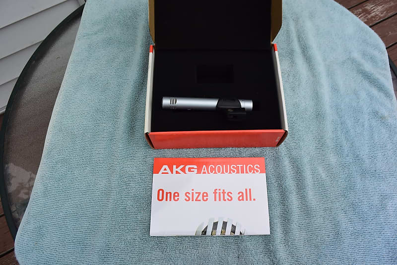 AKG Perception 150 | Reverb