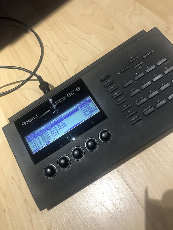 Roland R-880 1989 Black | Reverb