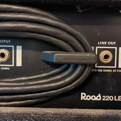 Vintage 1970s Road 220 Solid State Guitar/Bass Amp Head | Reverb
