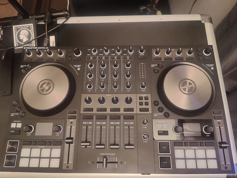 Native Instruments Traktor S4 mk3 | Reverb