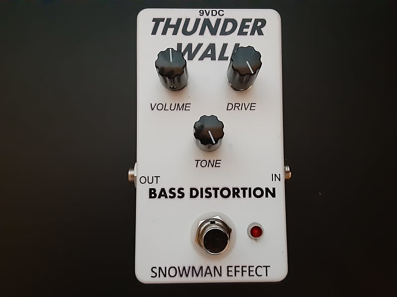 Snowman Effect Thunder Wall bass distortion White/black | Reverb