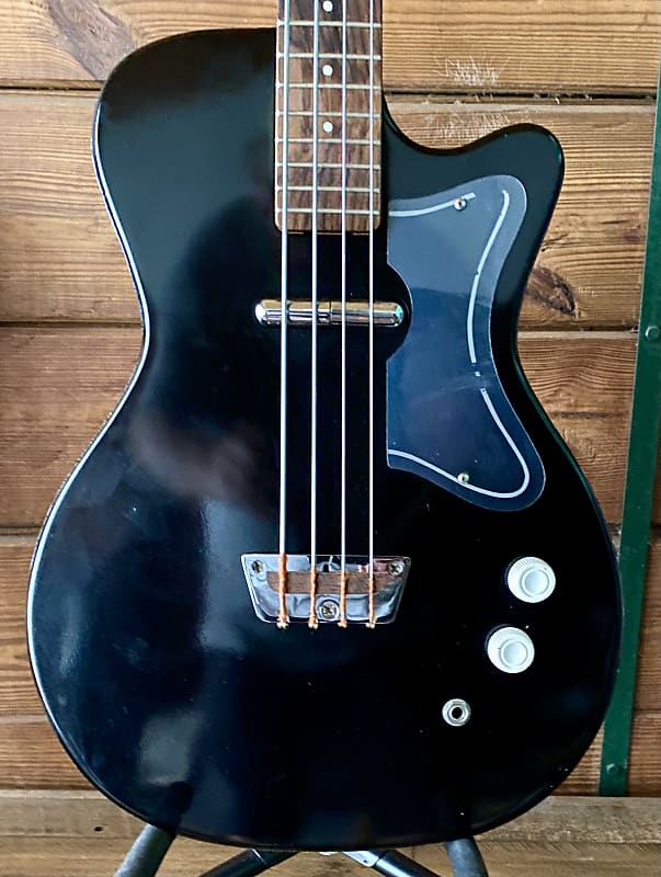 Silvertone DANELECTRO BASS GUITAR 60’s - BLACK | Reverb