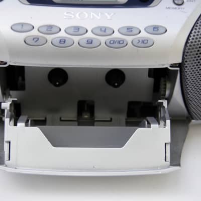 Sony CFD-S250 AM/FM CD CASETTE RECORDER CLEAN! | Reverb Canada