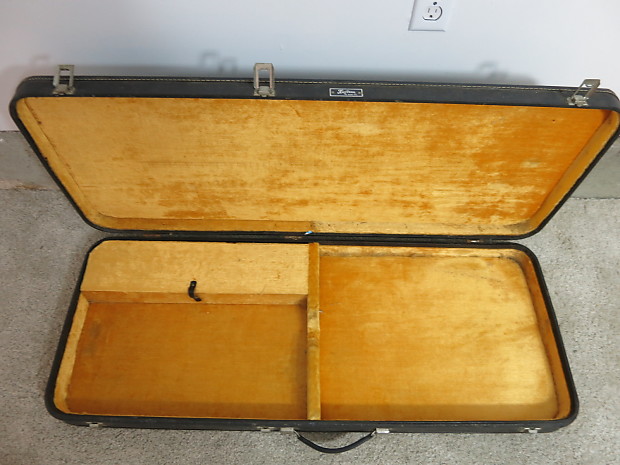 Vintage 1960s Kustom Hallmark Mosrite Guitar Case White | Reverb