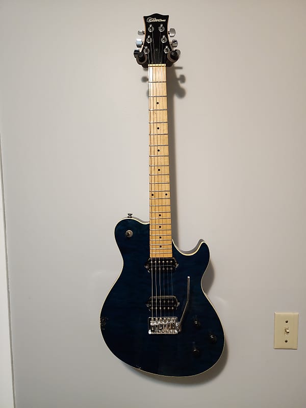 Silvertone Fastback | Reverb