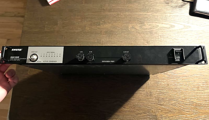 Shure PA821SWB - Super Wide Band, 470-952 MHz (*1 Port Out) | Reverb