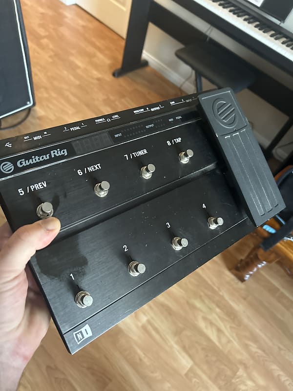 IK Multimedia Rig Kontrol 3 - Noir Guitar Rig midi controller | Reverb