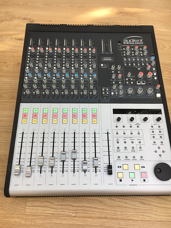 Audient ASP2802 (Same as Focusrite Control 2802) Mixing | Reverb UK