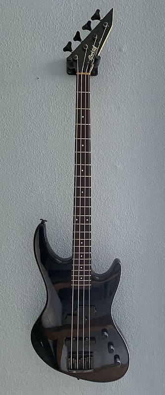 Guild Pilot 4 string bass, black, mid-80s | Reverb