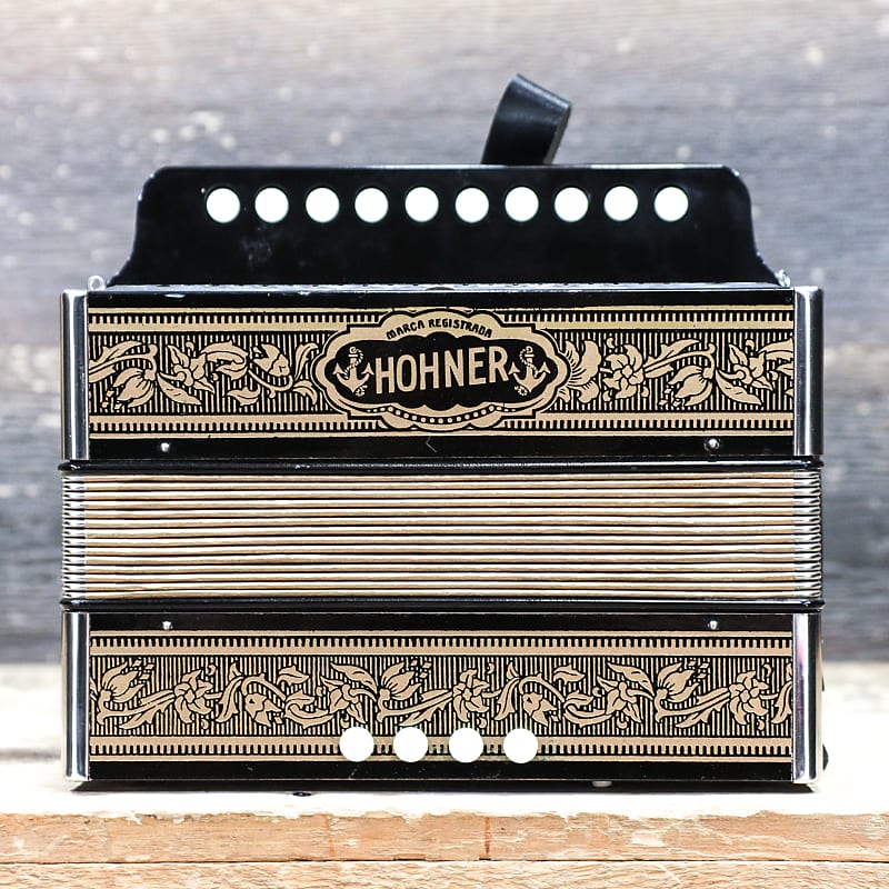 Hohner Vienna 1-Row 4-Bass 10-Treble Button "C" Gold Brand | Reverb