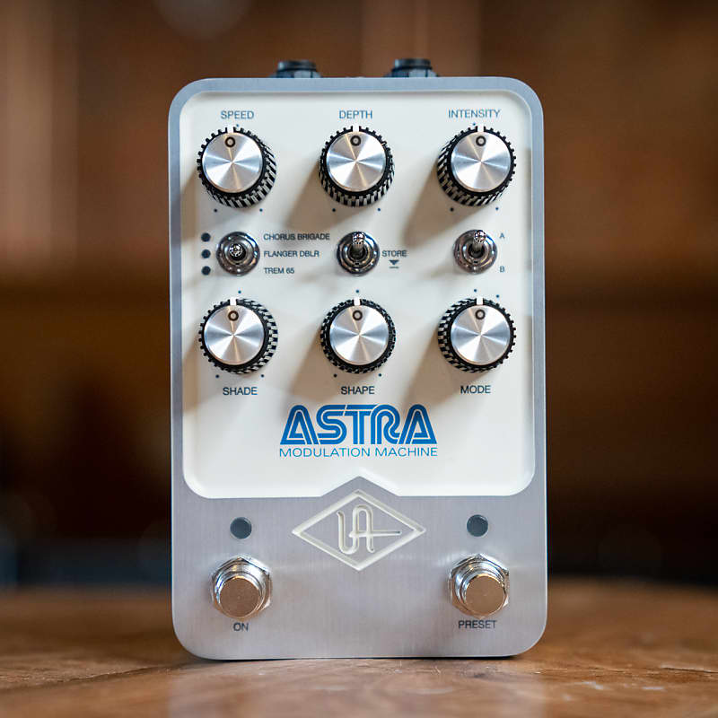 Universal Audio Astra Modulation Machine Pedal - In stock! | Reverb