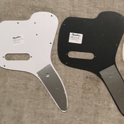 Set of 2 Reproduction Fender Left Hand Musicmaster Bass | Reverb