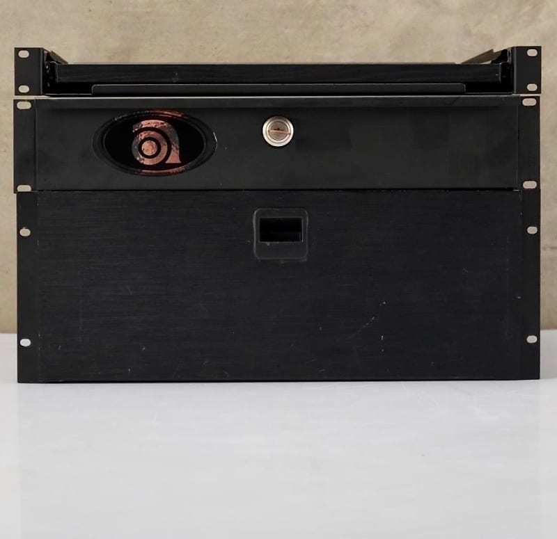 Middle Atlantic D4 4U 4-Space Heavy-Duty Utility Rack Drawer | Reverb