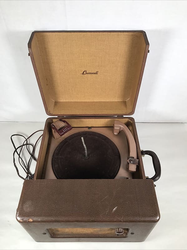 Vintage Cromwell Travel Turntable Record Player- Selling | Reverb