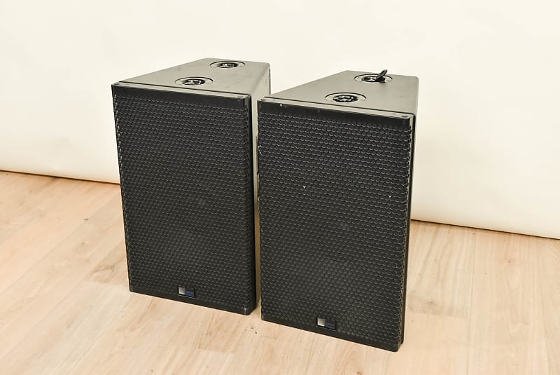 Meyer Sound UPA-1P Compact Wide Coverage Loudspeaker Pair | Reverb