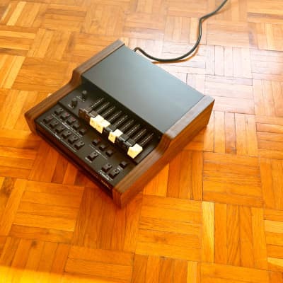 Viscount D9E (Italy, 1992) Hammond B3-style Drawbar Organ | Reverb UK