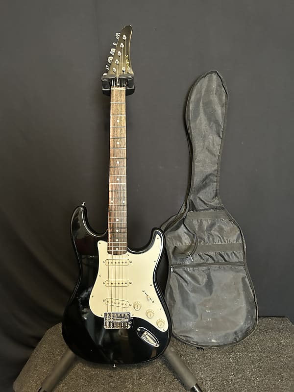 Samick Stratocaster LS-11 Black Electric Guitar w/ Gig Bag | Reverb
