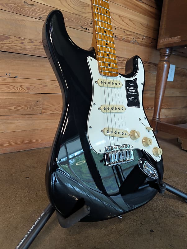 Stratocaster style partscaster - Black - roasted maple neck - | Reverb