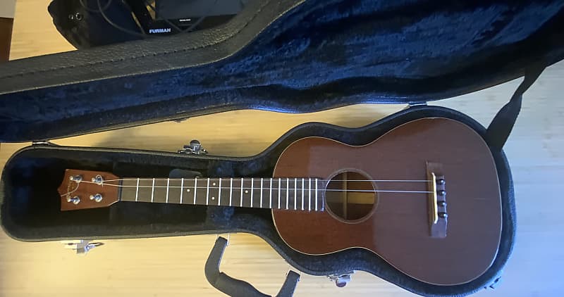 Martin Style 1 mahogany Tenor Ukulele 1946-1959 | Reverb