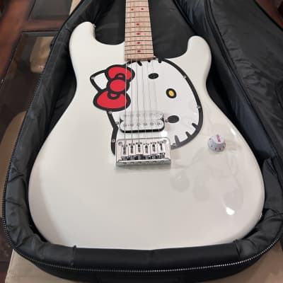 Fender Fender® x Hello Kitty® White Stratocaster® | Reverb Australia