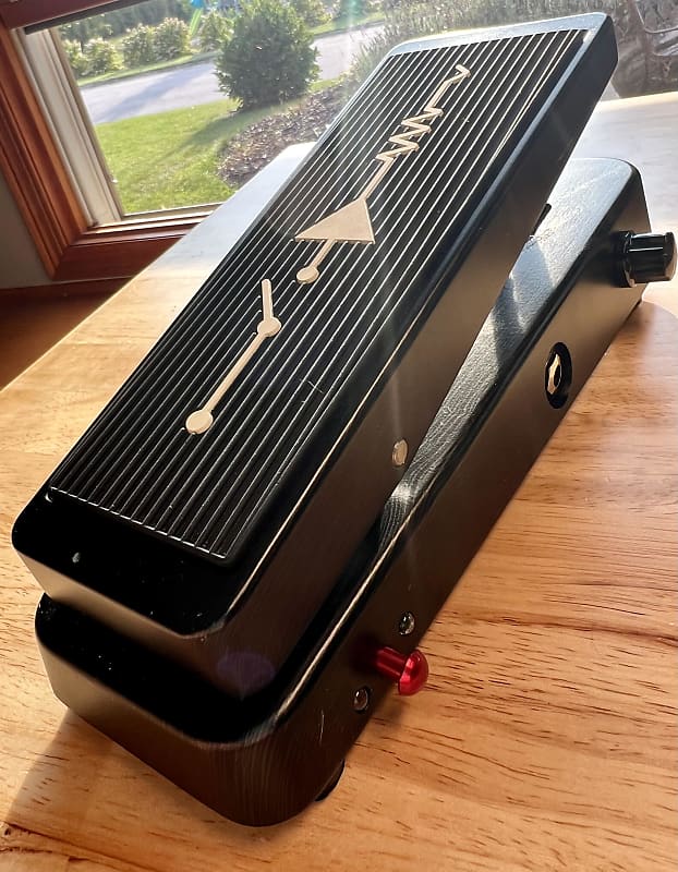 Dunlop MC404 CAE Custom Audio Electronics Wah 2010 - Present | Reverb