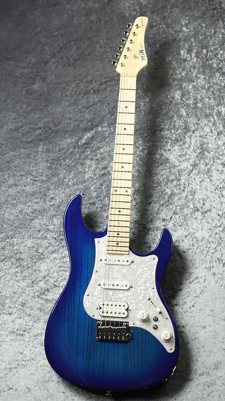 Expert ODYSSEY EOS-ASH-M/SBB ~See through Blue Burst~ | Reverb