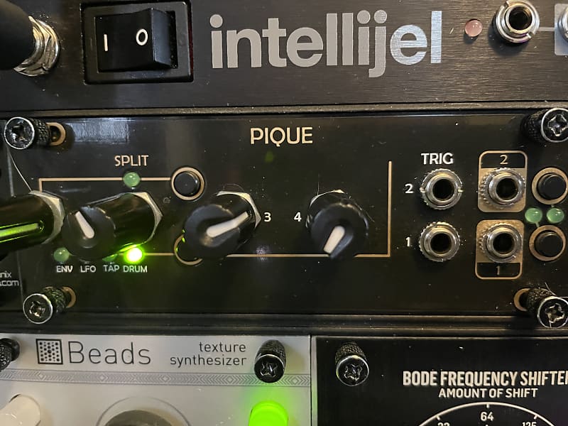 PIQUE - Peaks clone (afterlateraudio 1u x 22hp) black | Reverb