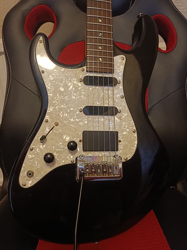 Left handed Dean Avalanche made in Korea - RARE! Free UK | Reverb