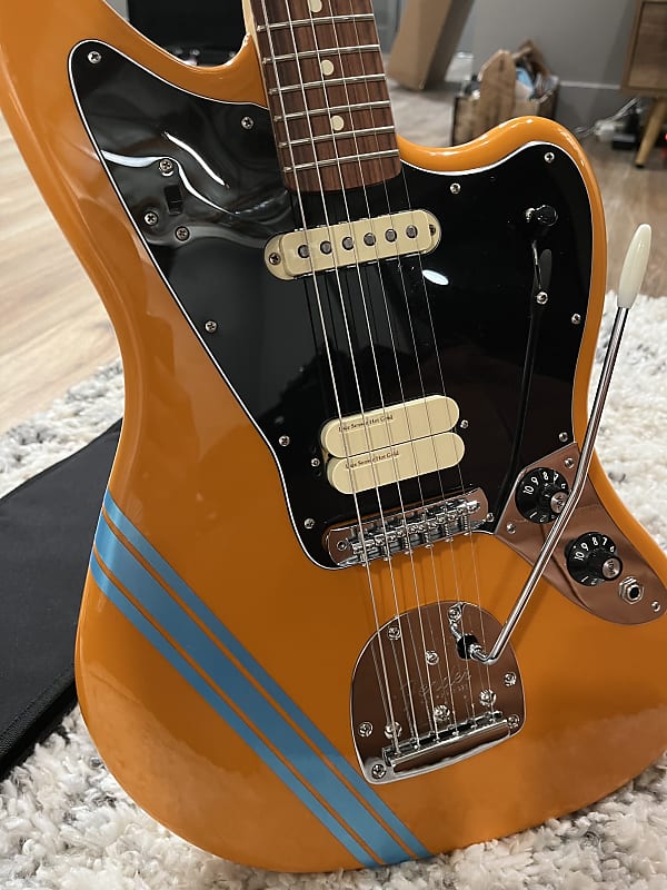 Fender Player Jaguar HS-Lace Sensor and AVRI Pickups | Reverb