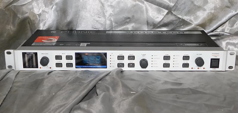 Phonic i7200 active crossover | Reverb