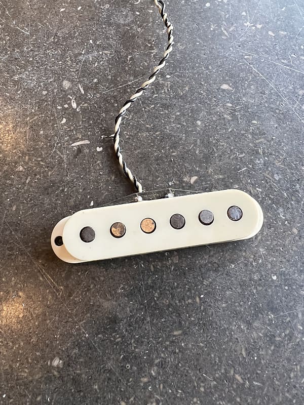Fender Vintage Strat Single Coil Pickup 5.85 k / 6'' lead | Reverb