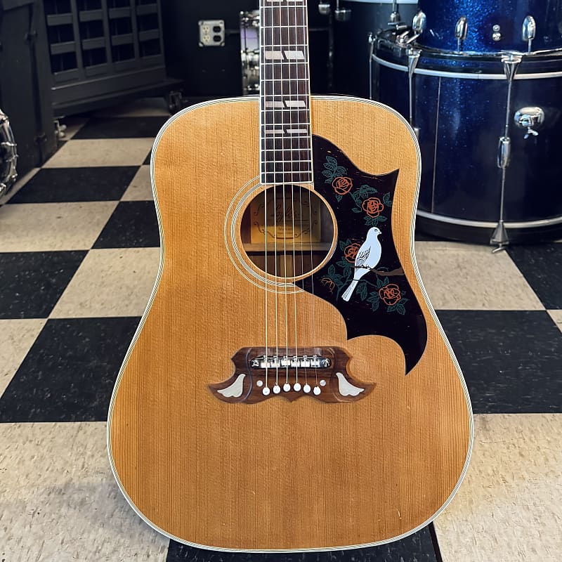 Lyle 690-DL Dove-Style Vintage Dreadnought | Reverb Deutschland