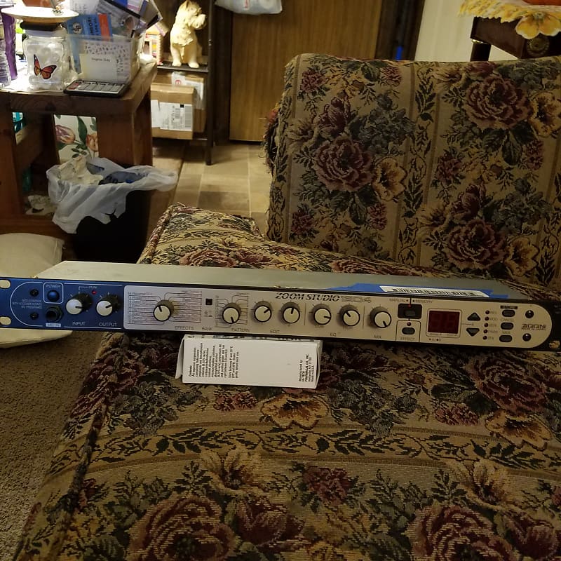 Zoom Studio-1204 Effects Rack. | Reverb