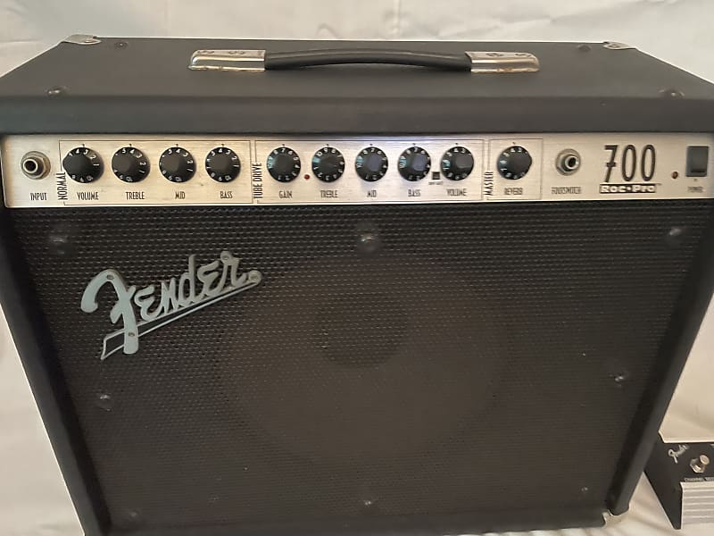 Fender Roc Pro 700 2-Channel 70 -Watt 1x12" Hybrid Guitar | Reverb UK