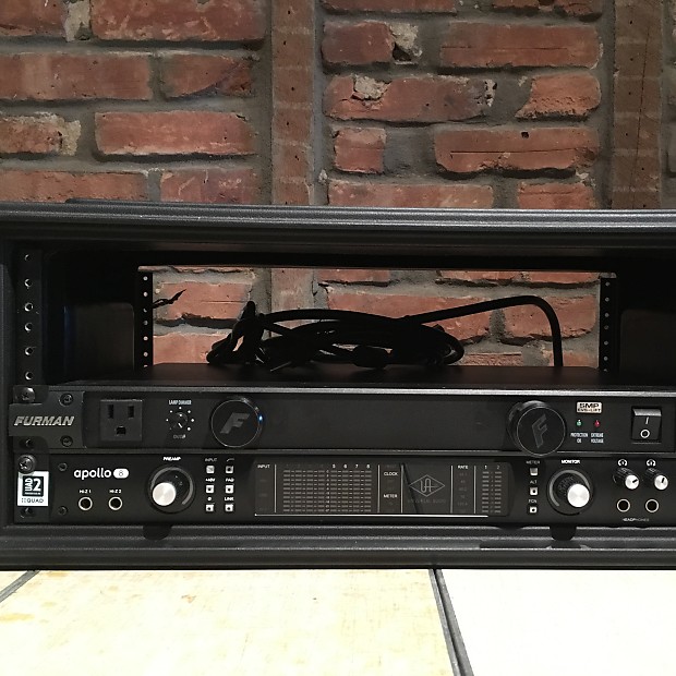 Universal Audio UAD-2 Apollo Quad 8 Black w/rack case & power | Reverb