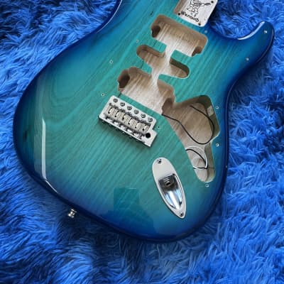 Warmoth hardtail Stratocaster Natural walnut | Reverb