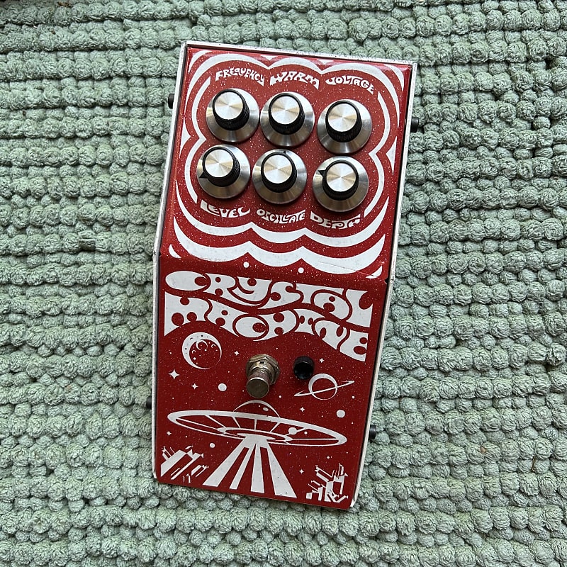 Lo-Fi Mind Crystal Machine Octave Up Fuzz Guitar Effects | Reverb