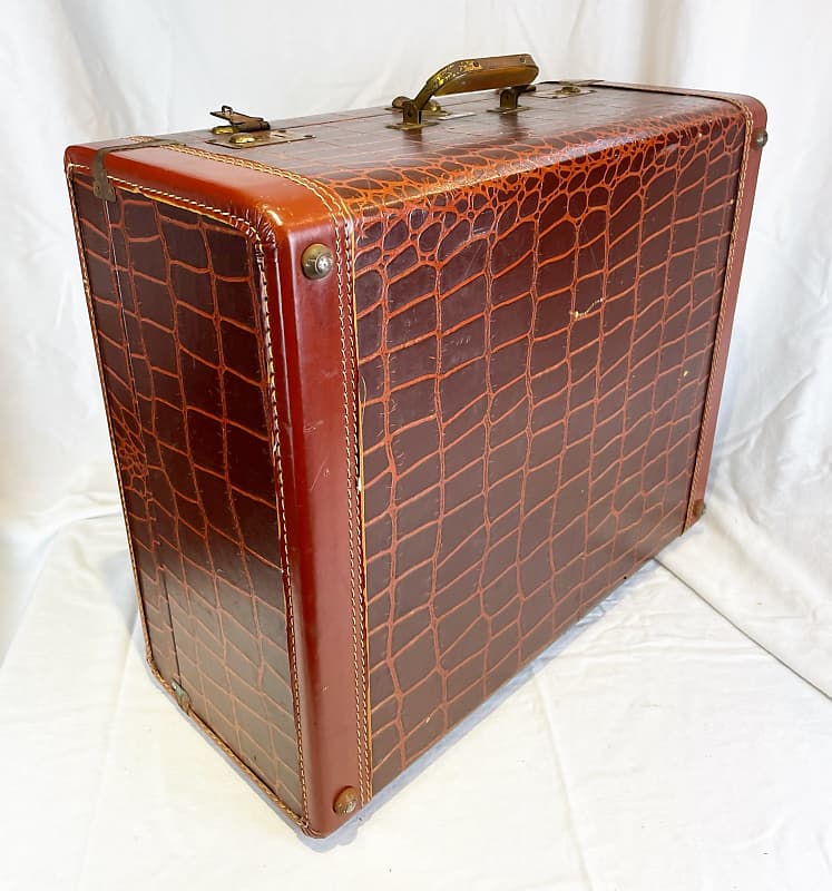 Brown Italian Accordion Case 20" x 17" x 10" (50.5cm x 43cm x | Reverb