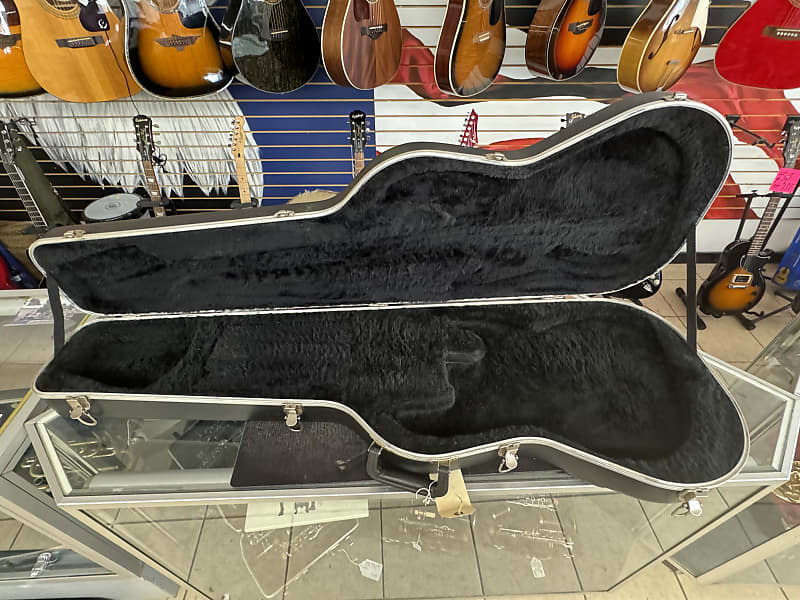 Fender 1990s Hardshell Bass Case | Reverb