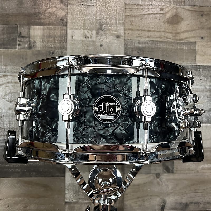DW Performance Series Maple Snare Drum - Black Diamond Pearl | Reverb DW Performance Series Maple Snare Drum - Black Diamond Pearl | Reverb