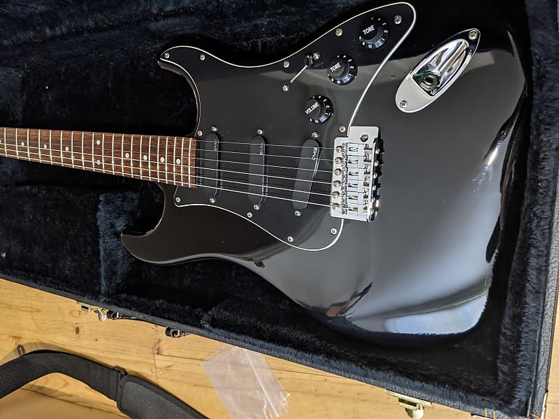 Cole Clark Defender 2002 Black | Reverb