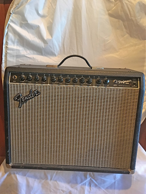 Fender Performer 1000 Guitar Amplifier | Reverb