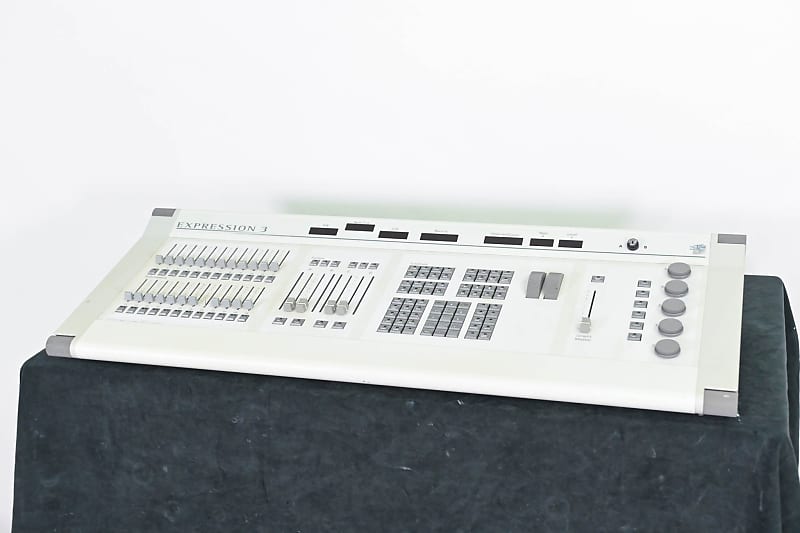 ETC Expression 3 Lighting Control Console CG01AR0 | Reverb