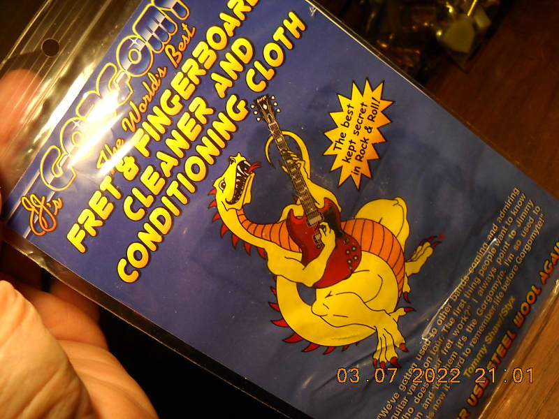 J.J.'s Guitar GORGOMYTE fret and fingerboard cleaner cloth | Reverb