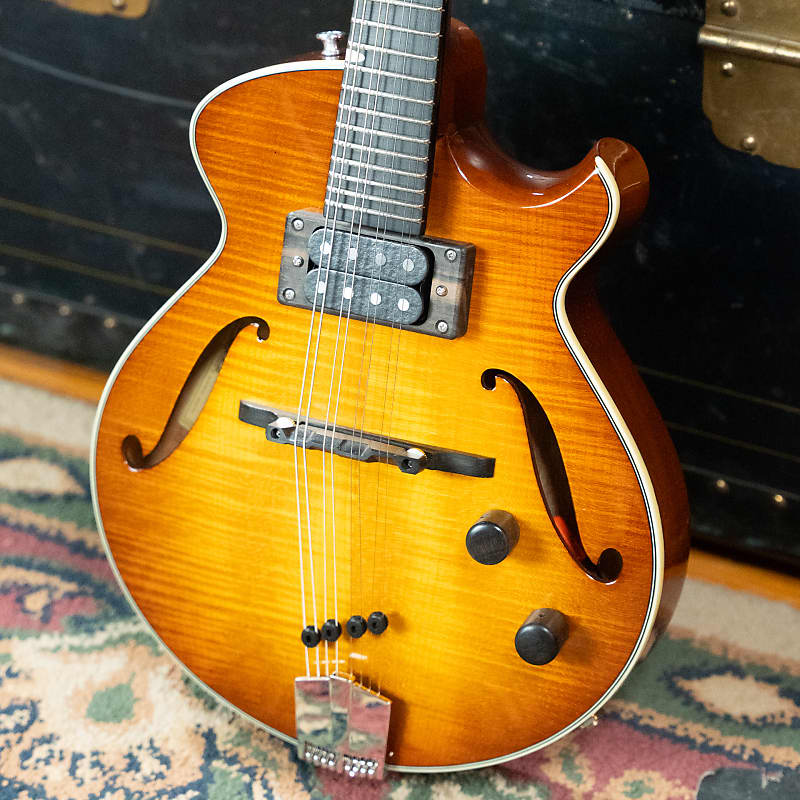 Eastman ER-M-GB El Ray Electric Goldburst Mandolin w/Lollar | Reverb
