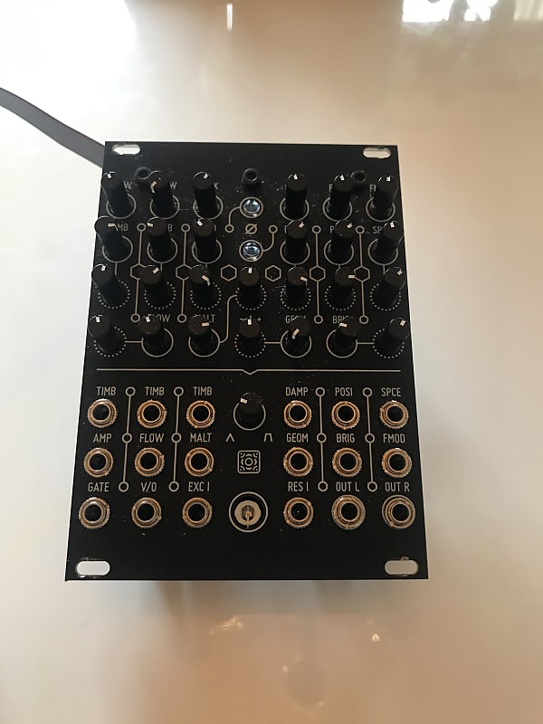 Mutable Instruments Clone Antumbra Elements Clone Black | Reverb