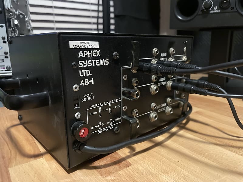 Aphex 4B-1 500 Series Lunchbox - black | Reverb